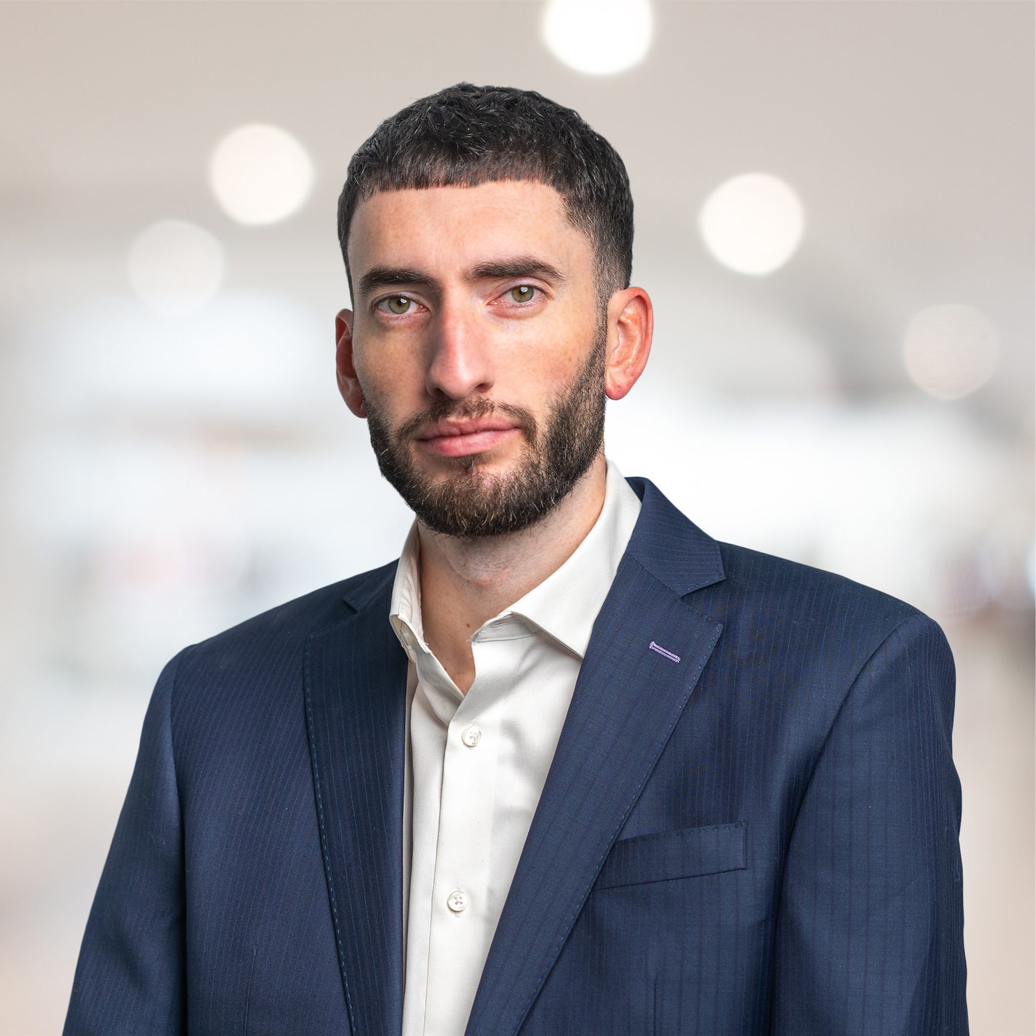 Meet Our Team - AVGI